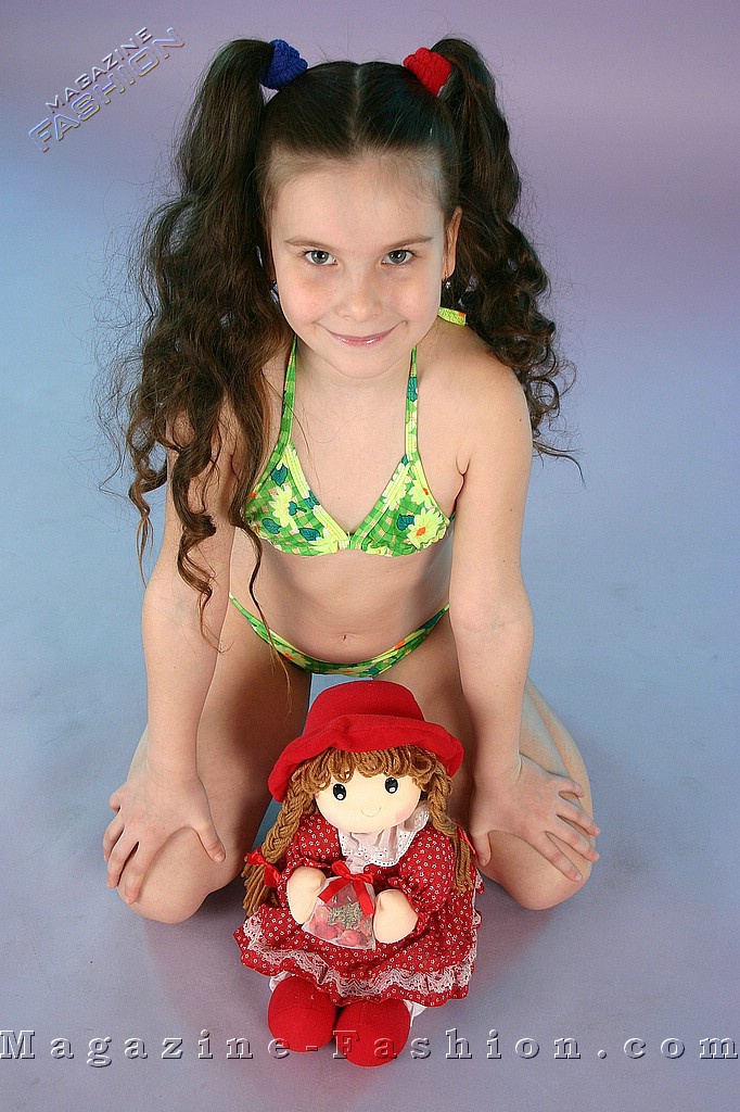 Magazine-Fashion (Issue 02) 04 Shared by 1f4m**96ih | PikPak